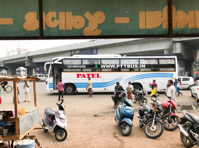インド旅の交通手段：長距離移動でも快適！個室寝台バスに乗ってみよう | AROUND INDIA アラウンドインディア